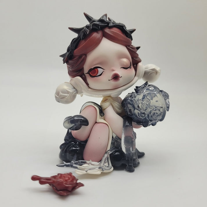 POPMART SKULLPANDA The Glimpse Figure, NEW – ETTV