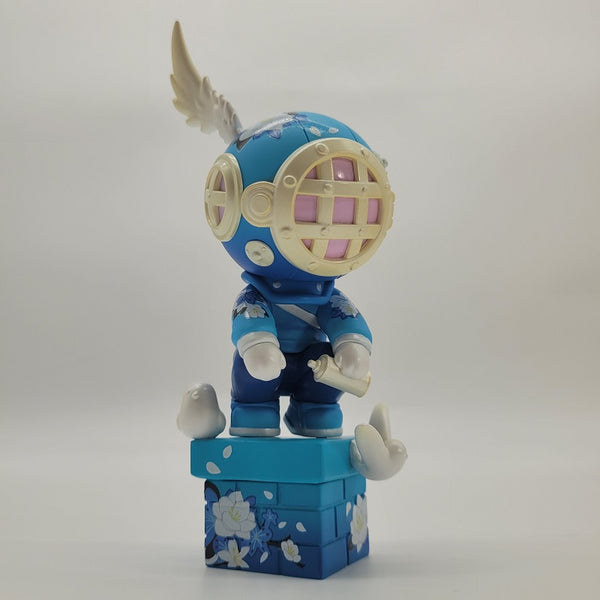 Sank Toys Street Artist Bloom #1 - Hand Signed by Shaun Guo – ETTV